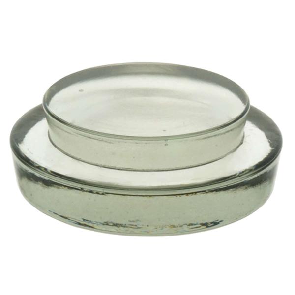 サイズ/約幅15×奥行15×高さ4.5cm内容量/1個材質/ソーダガラス生産国/中国製食器洗い乾燥機/使用不可●清潔でにおい移りしにくいガラス製重石、1.5kg用です。●重量が均一なガラス製なので、重石としての安定感が高いです。●角がないた...