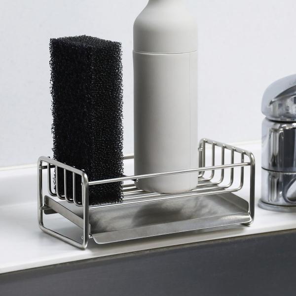 サイズ/約幅15.2×奥行8.5×高さ6cm（トレー含む）重量/約195g内容量/1個材質/ステンレス生産国/中国製耐荷重/約1.5kg●シンク周りを整えるスポンジラックです。●スポンジと洗剤をまとめて収納でき作業が快適になります。●水滴を...