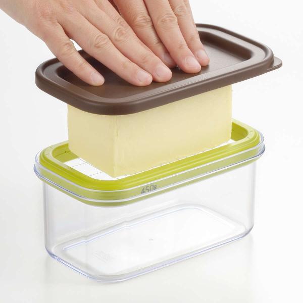 サイズ/約幅17.8×奥行10.8×高さ11.2cm重量/約268g内容量/本体、ワイヤープレート（緑）、ワイヤープレート（黄）、フタ：各1個材質/本体：AS樹脂バターカッター枠：ABS樹脂バターカッターワイヤー：18-8ステンレスフタ：ポ...