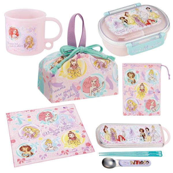 ●毎日のお弁当タイムが待ち遠しくなる、華やかなディズニープリンセスのランチグッズ6点セットです。●使いやすいお弁当箱、コンビセット、ランチクロス、ランチ巾着、コップ、コップ袋と、ランチに必要なアイテムが一度にそろいます。●お弁当箱、コンビセ...