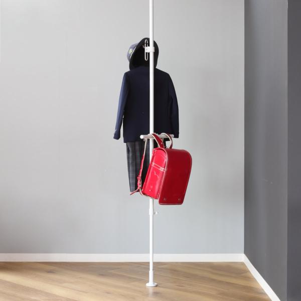 ●あらゆるスペースに設置できる縦つっぱり棒「tatecco（タテッコ）」の、定番入門セット（ポール、わっかのフック、まっすぐバー）です。●浮かせて収納できるので省スペースで、お掃除が楽ちんです。●天井と床に突っ張るだけで簡単に設置できます。...