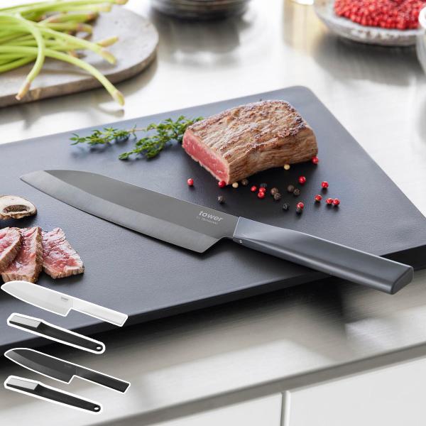 ●セラミック三徳ナイフとシャープナーのセット商品です。●三徳ナイフは純ジルコニアセラミック使用で軽くなめらかな切れ味が長く続きます。●三徳ナイフは繊細な食材も軽く切れる滑らかな切れ味です。●専用シャープナー付きで簡単に切れ味をメンテナンス可...