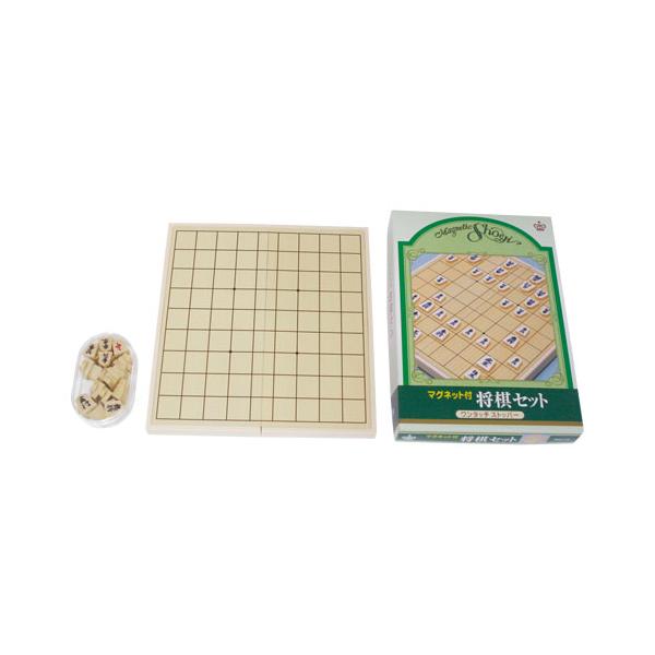 マグネット付将棋セット。入数：1個本体サイズ：幅240×奥260×高22mm重量：465g材質：マグネット，プラスチック※パッケージデザインは変更されることがあります。ご了承ください。