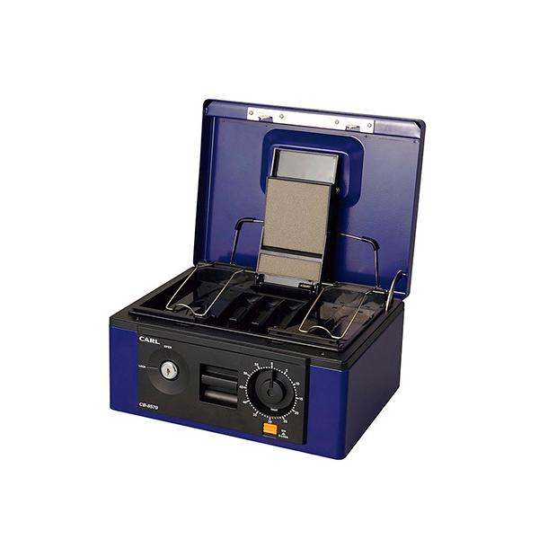 外寸：幅278×奥218×高134mm内寸（通帳・紙幣収納スペース）：幅244×奥168×高73mm重量：2.5kg解除方法：ダイヤル錠、シリンダー錠材質：スチール、ＡＢＳＡ5サイズ収納可能鍵2個、トレー付