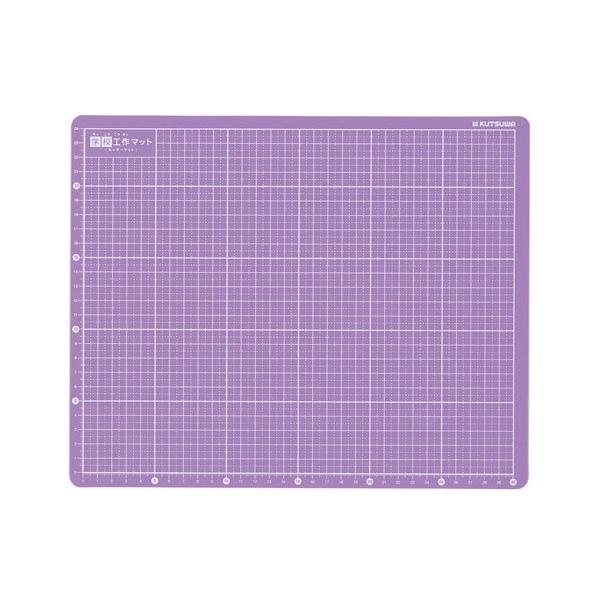 表がねんど板、裏がカッターマットの2ＷＡＹの工作マット。裏面には5ｍｍの方眼罫付き。