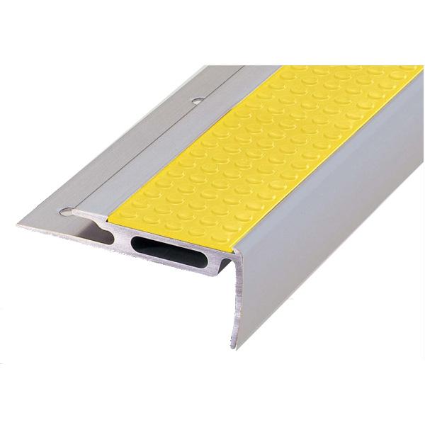 シルバー穴あけ加工済み（約75ピッチ）最長：2000mm※タイヤには高強度両面テープを装着しています。※フラットエンドタイヤ付き。デコレイトカラー（O）材質:軟質樹脂※アシステップは完全に危険を除去するものではありませんので、歩行の際は十分...