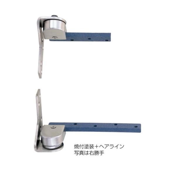 用途：木製ドア用材質：本体：可鍛鋳鉄　　　軸芯：焼入鋼　　　カバー：ステンレス鋼　SUS304仕様：スラストベアリング入　　　上下ヒンジ共、縦枠付です。　　　ドア寸法：1000×2000mm　　　ドア重量：60kg（最大）付属ネジ：皿木ネジ...