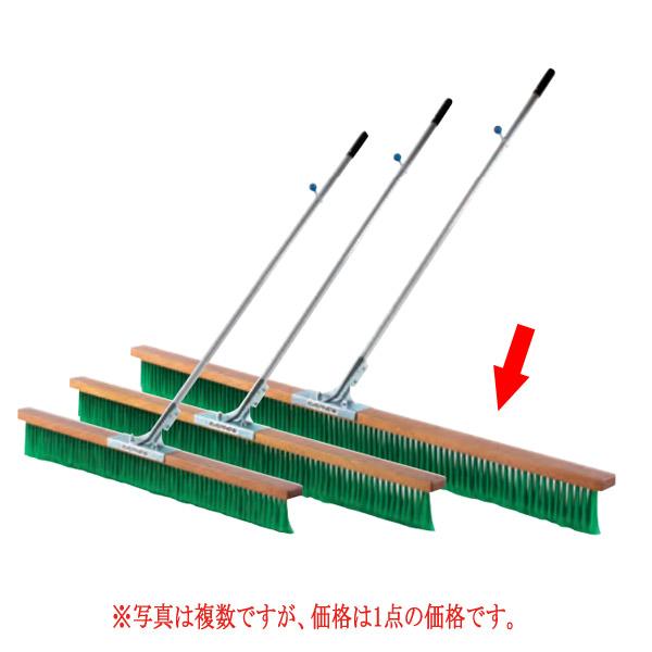 3列ブラシの軽量タイプ。耐久性のＰＶＣ丈夫な取付部ブラシがはねにくい金網などに掛けることができるフック付で、ブラシの毛先を痛めません。サイズ（長さ×幅）：152×180cm毛長：10/12.5cm重量：3.6kg・材質：ブラシ：PVC／柄：...