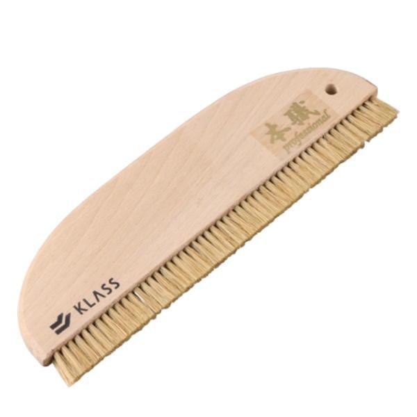 白豚毛を密度の高い植え込みで腰を持たせた2行ブラシです。毛は外向き（斜め）に植え込まれ隅でも撫でやすくなっています。毛材：白豚毛毛長：約20mm