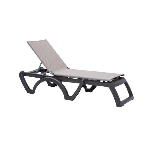 サイズ：W700×D1900×H380mmフレーム：ポリプロピレン背・座：スリング重量：11.6kg積み重ね可4段階リクライニング