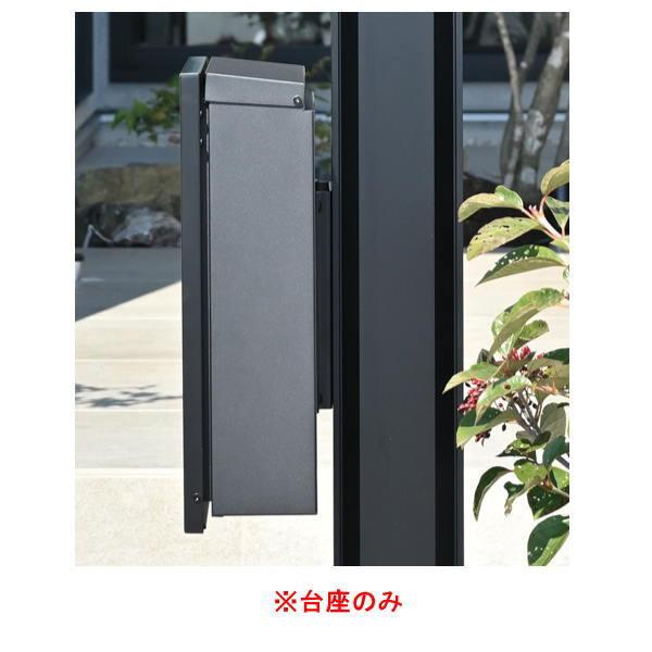 オンリーワンクラブ KE1のNA、KS、GM、MY品番のポストに対応。その他はお問い合わせください。サイズ（mm）：W180×H220×D15重量（kg）：0.5溶融亜鉛メッキ鋼板（アクリル焼付塗装）取付ビス付き