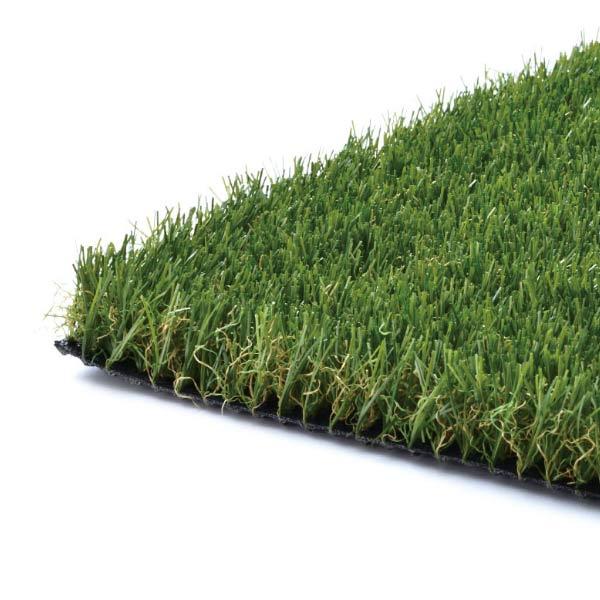 枯れ草を含め4色のパイルで本物の芝の風合いを再現しました。メンテナンスも容易なパイル長さ30mmでスッキリとした見映えながら優しい肌触りです。また高密度で高いクッション性、排水性能の高さもジオターフ2の特長です。枯れ草の比率を増やし、気にな...