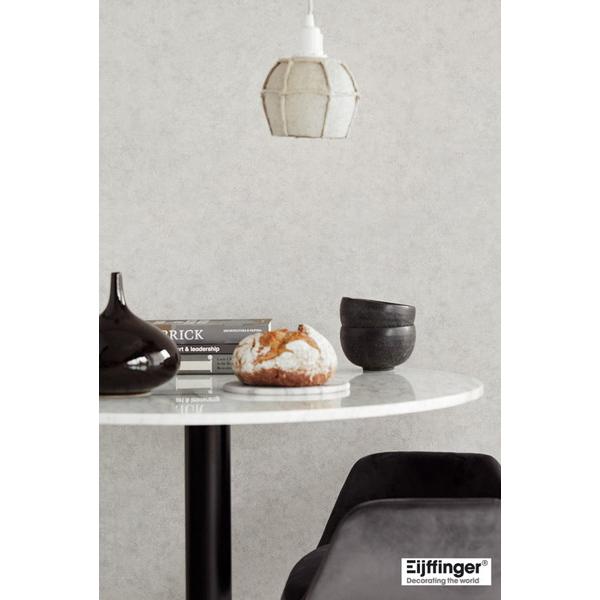 品番：382562品目：壁紙規格：52cm巾×10m巻リピート：タテ52cm材質：不織布防火性能：不燃シックハウス基準：F☆☆☆☆有効期限：〜2025年12月31日コレクション名：FUSION在庫場所：国内在庫品ブランド：Eijffinge...