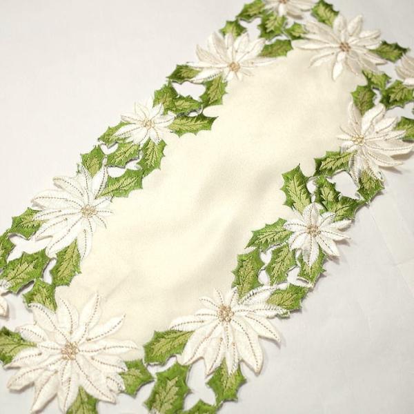 きらきらと光沢のあるクリームホワイトの刺繍でデザインしたポインセチア実物は商品画像と異なって見える場合があります。お届けする商品付属のタグ表記サイズと異なる場合がございます。あらかじめご了承の上、ご注文ください。