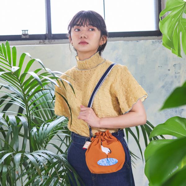 スペック■サイズ：約 横22cm×縦22cm×マチ12cm■重量：約 105ｇ■素材：表地 ナイロン100% 裏地ポリエステル100%■付属品：ショルダーベルト■原産国：中国■お手入れ情報：洗濯不可■使用するときの注意点：バッグ・洗濯　取り...