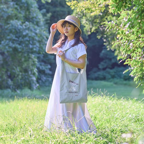 スペック■サイズ：約 横 30cm×縦 56cm（ハンドル込み）×マチ 12cmハンドル立ち上がり：約 20cm■重量：約 190ｇ■素材：表地 ナイロン100%、裏地 ポリエステル100%■付属品：ショルダーベルト■原産国：中国■お手入れ...