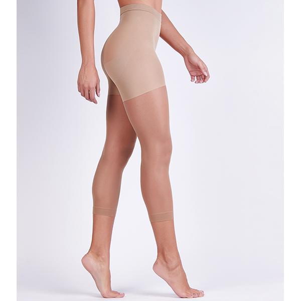 ストレッチ性の高い生地で締め付けすぎず、気になるお腹やお尻には弾圧切り替えがありポッコリお腹をフラットに。扁平なおしりはぷりぷりのラテンヒップに！クロッチ付なのでショーツなしでお使いいただけます。【ブランド】LUPO（ルポ）【タイプ】ロング...