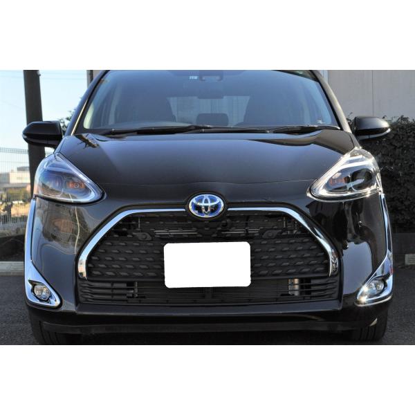 ※商品間違い防止の為、ご購入の際に『車検証』に記載してあります【車体番号】をご要望欄に入力してください。『車種』シエンタ『メッキ色』クローム『ＳＥＴ内容』左右セット（貼り付け用両面テープ付き）『材質』ＡＢＳクロームメッキ（Ｇ−ＣＯＡＴガラス...