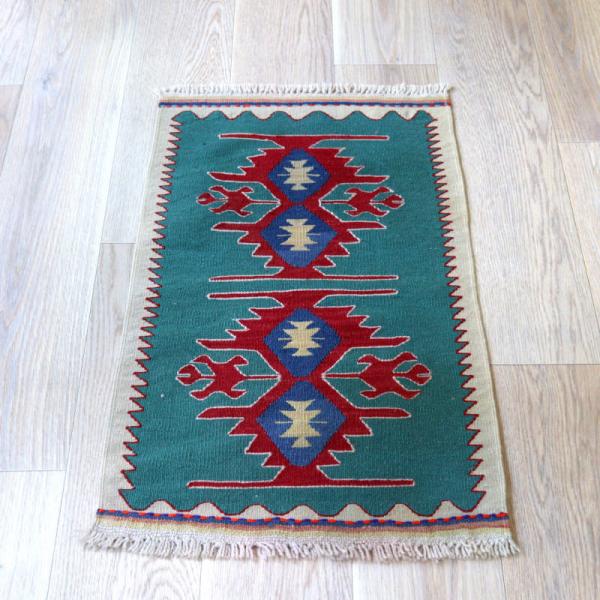 商品番号：　25067 サイズ　：　 85　× 50　cm 産　地　：　ウシャク/ トルコ 年　代　：　1970-2000 素　材　：　ウール×ウール（手織り）     <Key：キリム, Kilim, トルコキリム, Turkish...