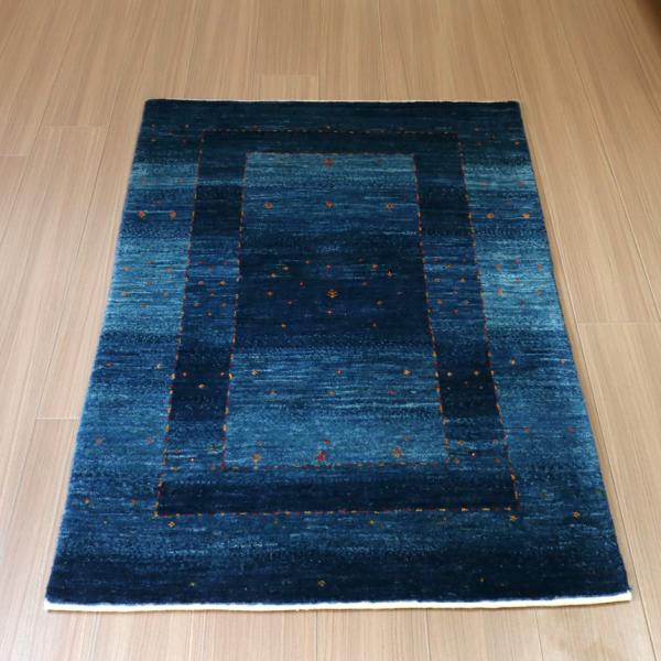 商品番号：　gh42227 サイズ　：　 122　× 81　cm 産　地　：　イラン南部ファルス州 年　代　：　新しいギャベ 素　材　：　ウール×ウール（手織り） 厚　み　：　約1.2cm 織りのタイプ　：　LoriAtash    &lt...