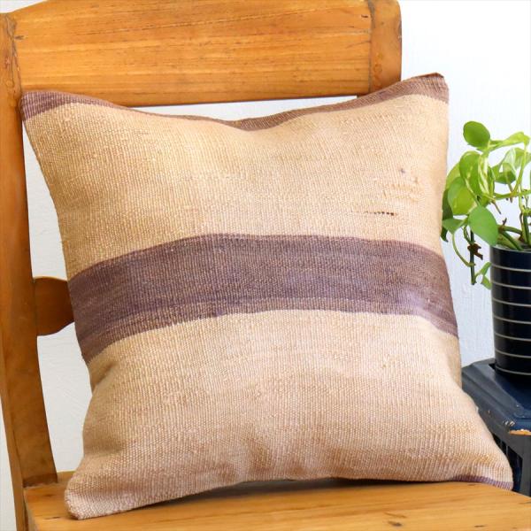 商品番号：　m25195 サイズ　：　40x39cm キリムの産地　：　アンタルヤ(Antalya)  素　材　：　ウール（表）/コットン（裏） 裏面の色：　ベージュ  <Key：クッションカバー40cm, 40×40cm, オールド...