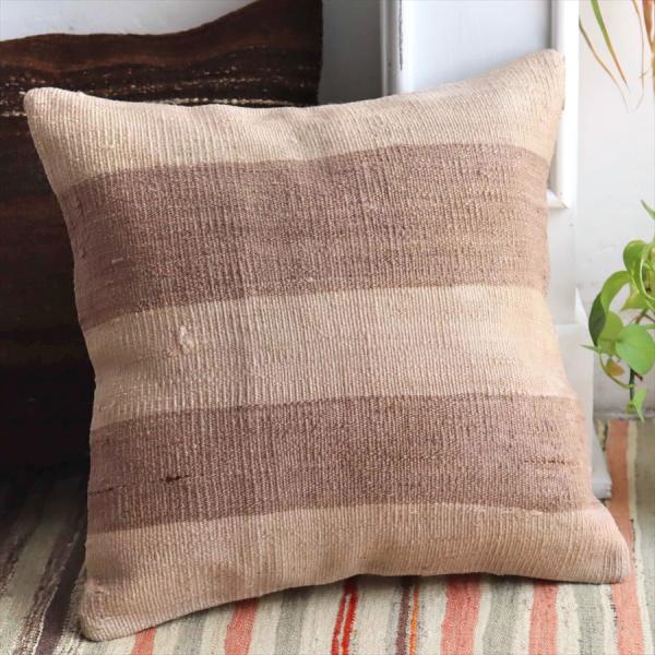 商品番号：　m25202 サイズ　：　40x40cm キリムの産地　：　アンタルヤ(Antalya)  素　材　：　ウール（表）/コットン（裏） 裏面の色：　ベージュ  <Key：クッションカバー40cm, 40×40cm, オールド...