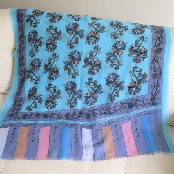 商品番号：　scf487 サイズ　：　192ｘ78cm 産　地　：　インド（デザイン：トルコ） 素　材　：　ウール   <Key：ウール　ストール　大判　フラワー　ハンドメイド　インド　トルコ　Turkish　India　軽い>