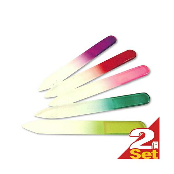 自爪の長さや形をきれいに整えるアイテム● 使いやすく滑らかな仕上がり● クリスタルガラス使用のやすり● 消毒や洗浄が可能で、清潔に利用することができます。● ソフトケース付き● 持ち運びに便利なコンパクトサイズ● 選べる5色のカラー展開