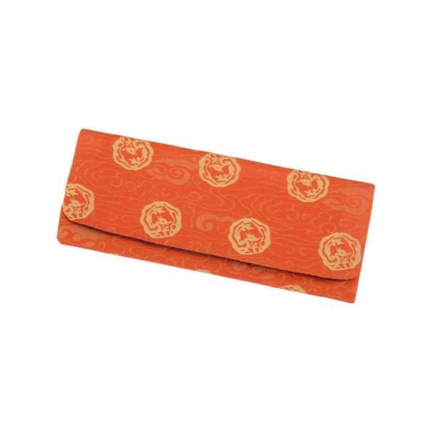 手触りの良い、高級感のある金襴の納め札入れです。お遍路の必需品である納札を収納するためのケースです。携帯しやすいコンパクトサイズとなっております。※納札は付いておりません。写真の納札はイメージです。※金襴の柄は、写真とは異なる場合がございま...