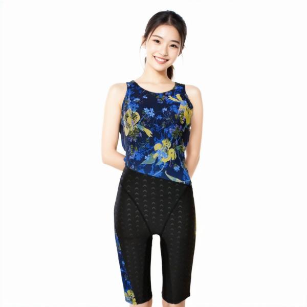 【商品名】フィットネス水着　オールインワンタイプ【商品説明】水の中でもカップのずれを気にせず着用できる縫い付けカップ仕様より本格的なフィットネスにも安心してご着用いただけます♪黒地部分にエンボス加工エンボス加工とは素材に凹凸をつける型押し加...