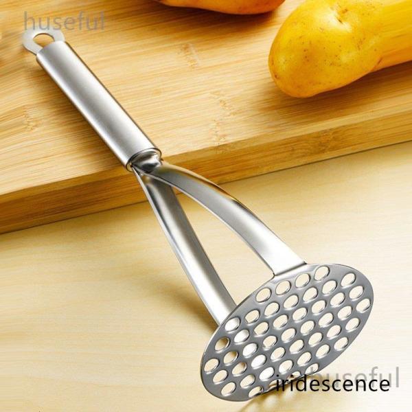 【使いやすい】厚さ1mmの耐久性のあるステンレススチールヘッドにより、軽く押せば楽々に潰して、程よいサイズの47穴目で、目詰まりなく洗浄しやすい。【多機能マッシャー】ジャガイモだけでなく、果物、ニンジン、大豆、芋なども適用されます。お手作り...