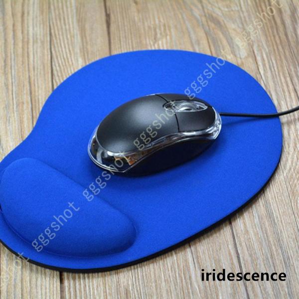 【柔らかいマウスパッド】 カラーとデザインが魅力の柔らかいマウスパッドが登場。上質な素材を使用し、マウスのスムーズな移動と滑りを実現しています。【撥水加工仕様】 肌触りの良い生地の表面には撥水加工を施し、水や飲み物がこぼれても簡単に拭き取る...