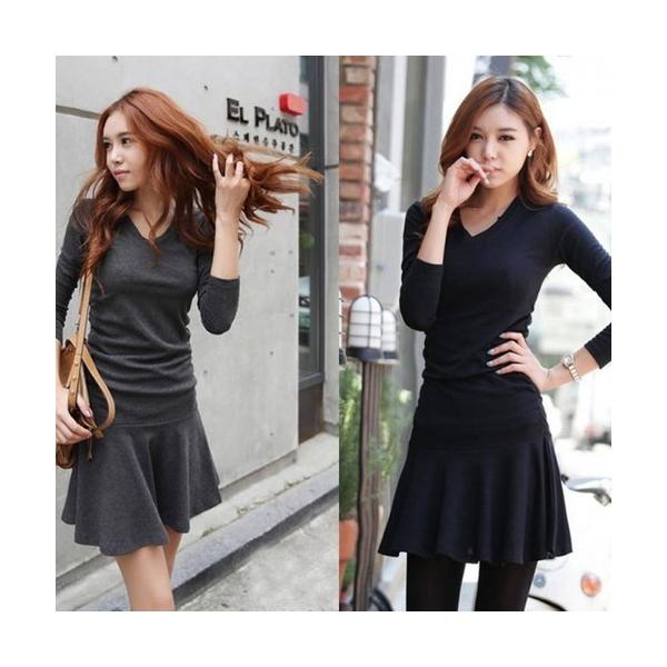 シンプルでいろんな着こなしに大活躍のワンピース♪ウエストギャザーのデザインが女の子らしいシルエットを強調。体に程良くフィットして肌ざわりもソフト♪Vネックがデコルテラインを綺麗にみせてくれる◎ スカートが大きく、ギャザーフレアシルエットは気...