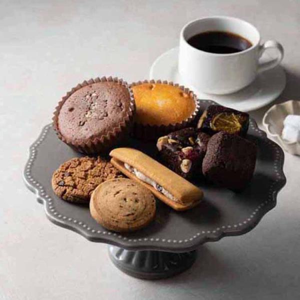 （検索用：ギフト・スイーツ・焼菓子・ホテルオークラ・レーズン・クッキー・マドレーヌ・ドライフルーツ・ブラウニー・）[翌日優良配送対象商品に関しまして]下記の場合は対象外となります。・13時以降(休業日は12時以降)のご注文の場合・お届け先が...