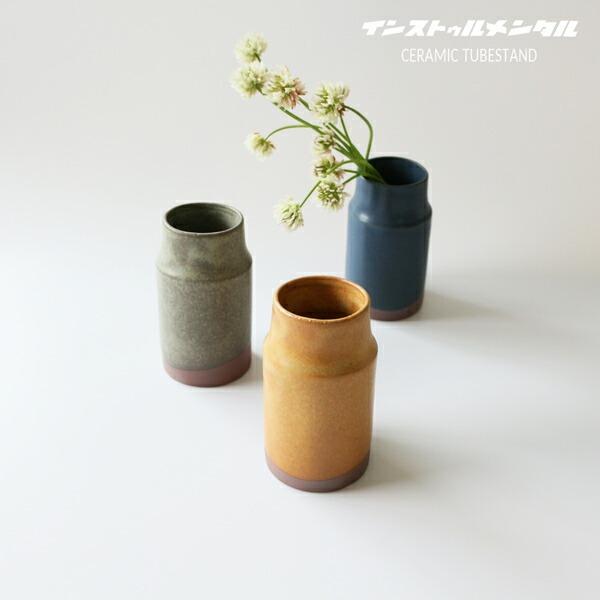 【商品情報】インストゥルメンタルのセラミック筒形スタンドは、日常に溶け込むシンプルながらも洗練されたデザインが魅力です。信楽焼の伝統技術により一つ一つ丁寧に作られた陶器は、その質感と色合いが空間に温かみを与えます。GR（グレー）、NV（ネイ...