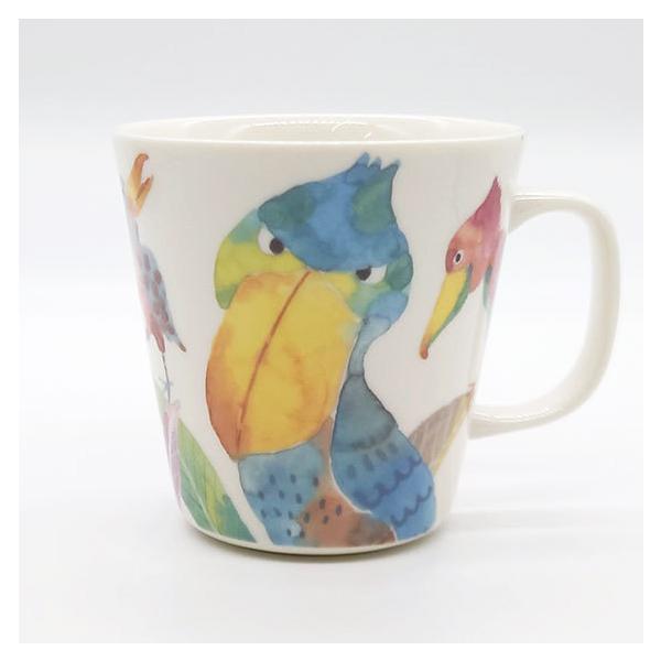 水彩画のようなやわらかいタッチの、色鮮やかな絵柄が印象的なマグカップ。動かない鳥として知られるハシビロコウ。愛嬌のあるその姿はキャラクターとしても人気です。ご注意原材料に含まれる成分によるわずかな黒点や、釉薬のムラ、わずかなピンホールや突起...