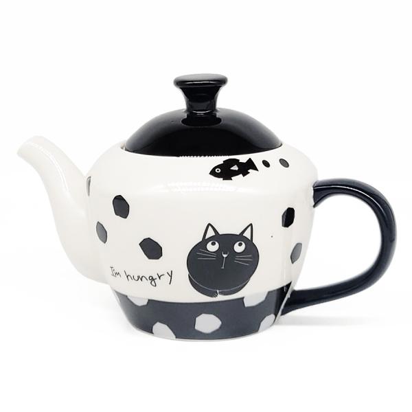 お腹をすかせてお魚をねらう表情が、とっても可愛い黒猫のティーポット。600ccのたっぷりした容量で、実用性とデザイン性をあわせもったポット型の急須です。お手入れのしやすい、ステンレス製の茶こし付きです。サイズ / 直径約115×高さ約120...