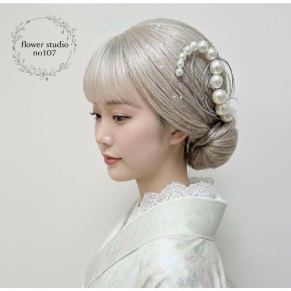 flower studio no107（ナンバーイチマルナナ）の商品をご覧頂き有り難うございます。特別な日の髪飾りを心を込めて製作しています。【セット内容】水引き 長さ約90cm ×3銀箔シート×1パールチェーン　長さ約35cm×1パールチ...