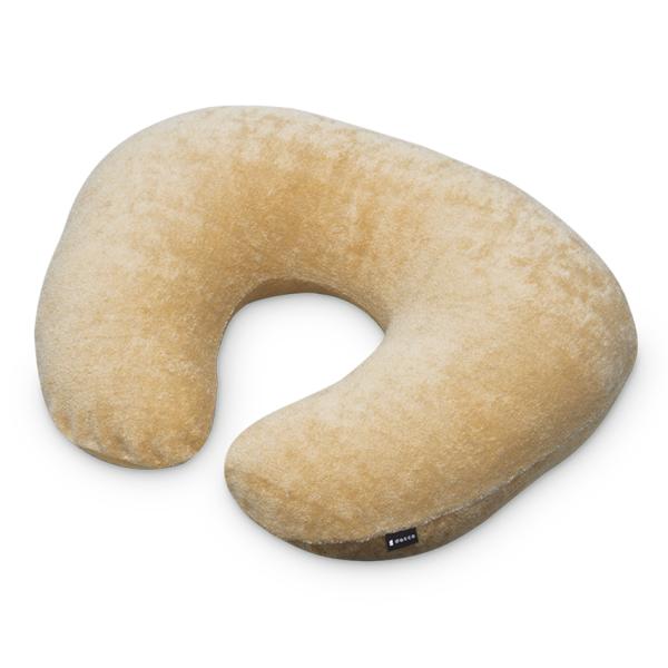 ●肌ざわりが良いカバー付きの、へたりにくい授乳用クッションです。●豊かなクッション性を実現する「クリスターRECO」を中綿に使用しているため、へたりにくく長持ちします。●上質なパイル生地（パイル部は綿100％）をカバーに使用しているため、や...