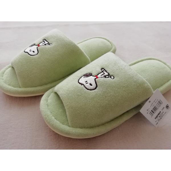 かわいいスヌーピーのスリッパ（ルームシューズ）となります。サイズ・・レディースフリーサイズふんわりフィットするやさしい履き心地です