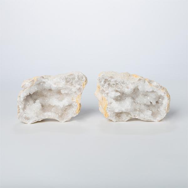 水晶 ジオード 晶洞 クラスター 原石 クォーツ クオーツ クリスタル quartz crystal geode パワーストーン 天然石 モロッコ 水晶 ジオード（晶洞） ペア （モロッコ産）を通信販売。日本屈指のパワースポット、伊勢からお...