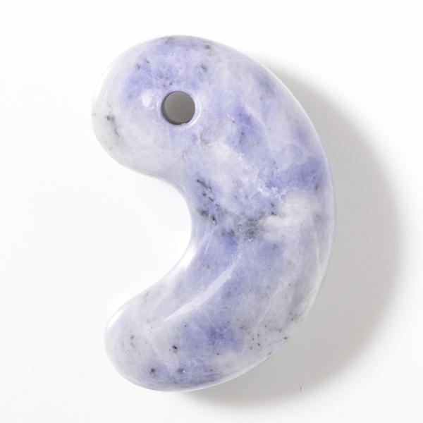 糸魚川翡翠 勾玉 いといがわひすい 硬玉 ヒスイ輝石 jade ジェイド jadeite ジェダイト パワーストーン 天然石 日本銘石 新潟県 青海川 勾玉 糸魚川翡翠 （いといがわひすい） ラベンダー （青海川産）を通信販売。日本屈指のパ...