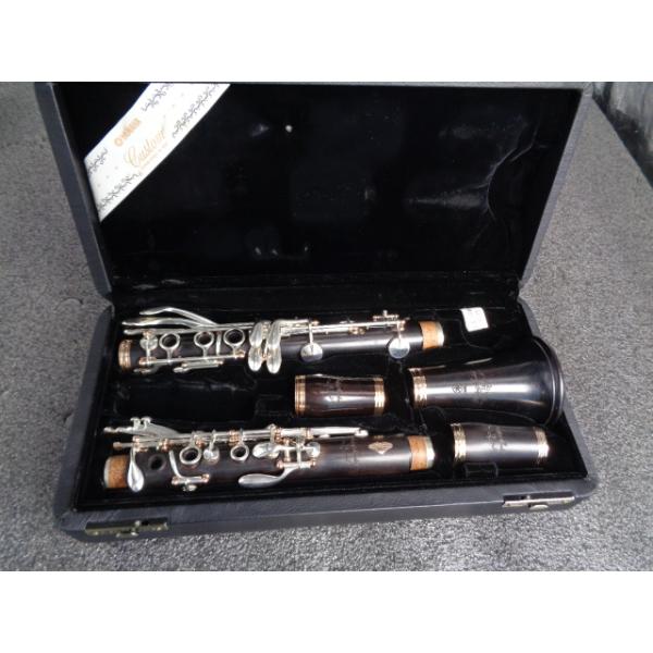 そして、さらなる創造を1 . ヤマハ木管楽器初の"Artist Model" ヤマハの持つ技術と匠の持つ技法を磨き込み、フラッグシップとしてふさわしい風格と品位を持つ楽器のみにつけられるカスタムモデルの最上位シリーズ名“ArtistMode...