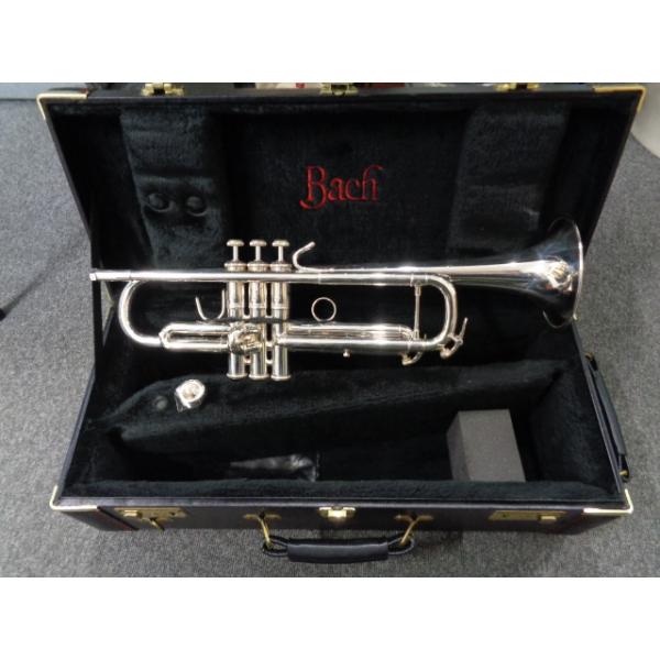 楽器の状態　リユース品（全体調整、管体清掃、磨き済み、1年間の保証がつきます）管体に大きなへこみ、大きな傷はなく、バック特有のメッキ剥げもありません。使用に伴う擦り傷、当て傷、多少の凹みはあります。■主な仕様バック トランペット Vince...