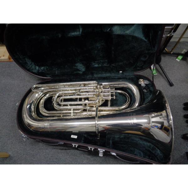 ヤマハのＢｂチューバ　YBB-631Sリユース品が入荷しました。太く深い低音域。気品ある正統派サウンド。コンペンセイティング・モデルYBB-631S。英国スタイルの金管バンドや吹奏楽に、太く深い響きで充実の低音域をもたらす、コンペンセイティ...