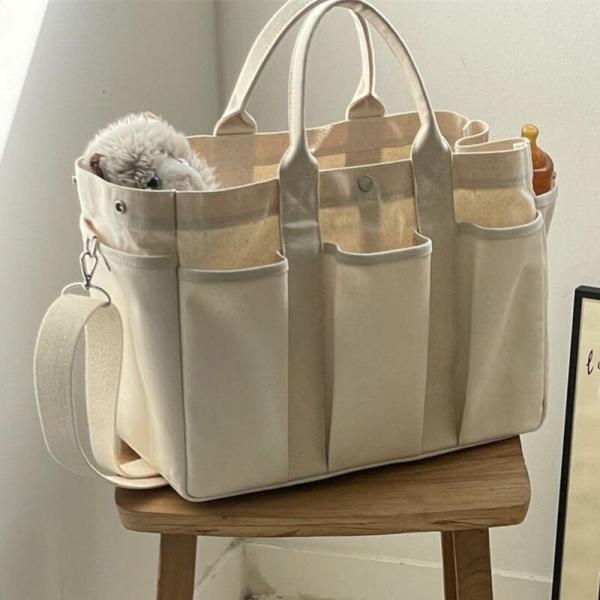 ●素材：カンバス●サイズ：幅37*高26*厚16cm★中国製★素人採寸ですので、若干の誤差がございます、ご了承ください。★機械による生産過程におきまして、どうしても生地を織る際の糸の継ぎ目や多少のほつれ、または色ムラなどが生じている場合がご...