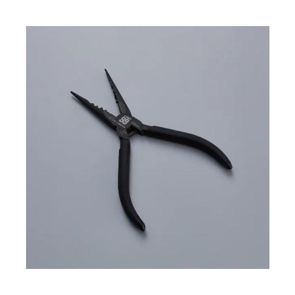 つかむ・割り込み切り・むく・切る・曲げる・ねじ回し・簡易圧着割り込み切り、簡易圧着、線の皮むきなど配線まわりで活躍！バネ付で連続作業も快適！滑りにくく、握りやすいマット調グリップを採用！全長：162mm刃長：10mm先端形状：2.0×3.0...