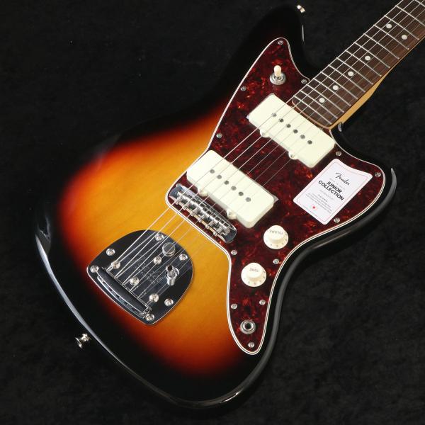 長期展示アウトレット品！Made in Japan Junior Collection Jazzmasterは従来のFenderのルックスを纏いながら24インチのショートスケール指板を採用した、これから楽器を始めるエントリープレイヤーや若年...