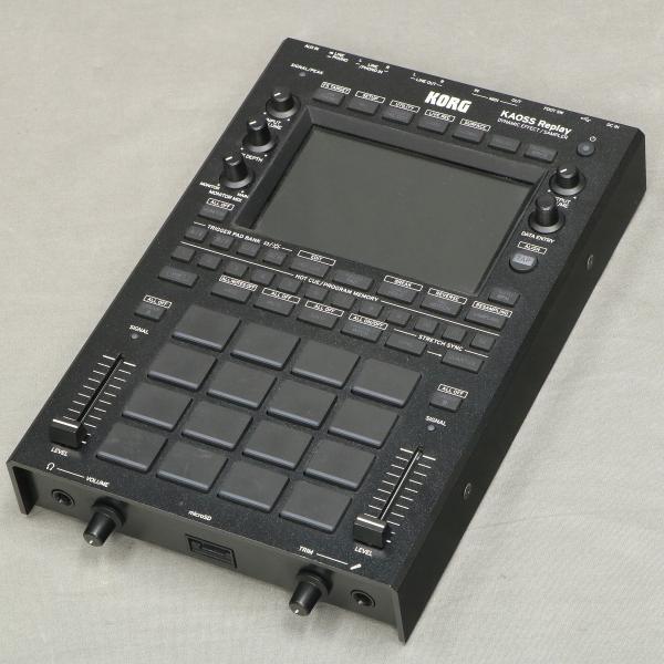 "※店頭展示品のため多少の使用感、細かな傷がございます。付属品完備。メーカー保証1年ございます。Stand-alone Kaoss.独創的なFXと直感的なタッチ・パッド・コントロールというコルグ独自のKaossPadの遺産を基に、Kaoss...