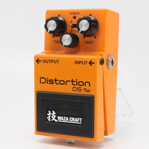 熟練のエンジニアが見つめ直したディストーションの原点、DS-1 DistortionDS-1 は、1978 年に BOSS 初のディストーションとして登場した 40 年以上の歴史をもつレジェンド・ペダルです。鋭い歪みと豊かなサステインは、ま...